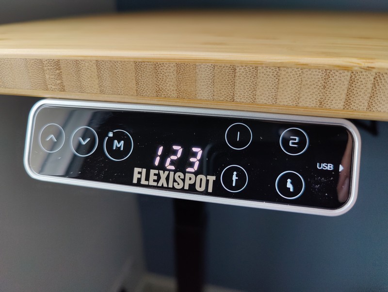 Promotions sur les bureaux assis-debout FlexiSpot - Eté 2023
