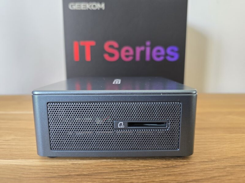 Test Geekom IT13 2025 Edition - Mini PC avec Intel Core i9