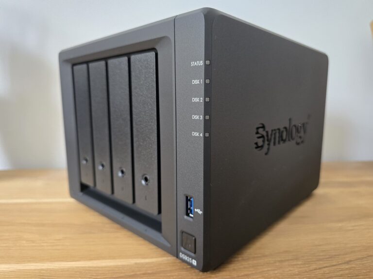 Test Synology DS925+ - Nouveau NAS 2025 - Avis complet